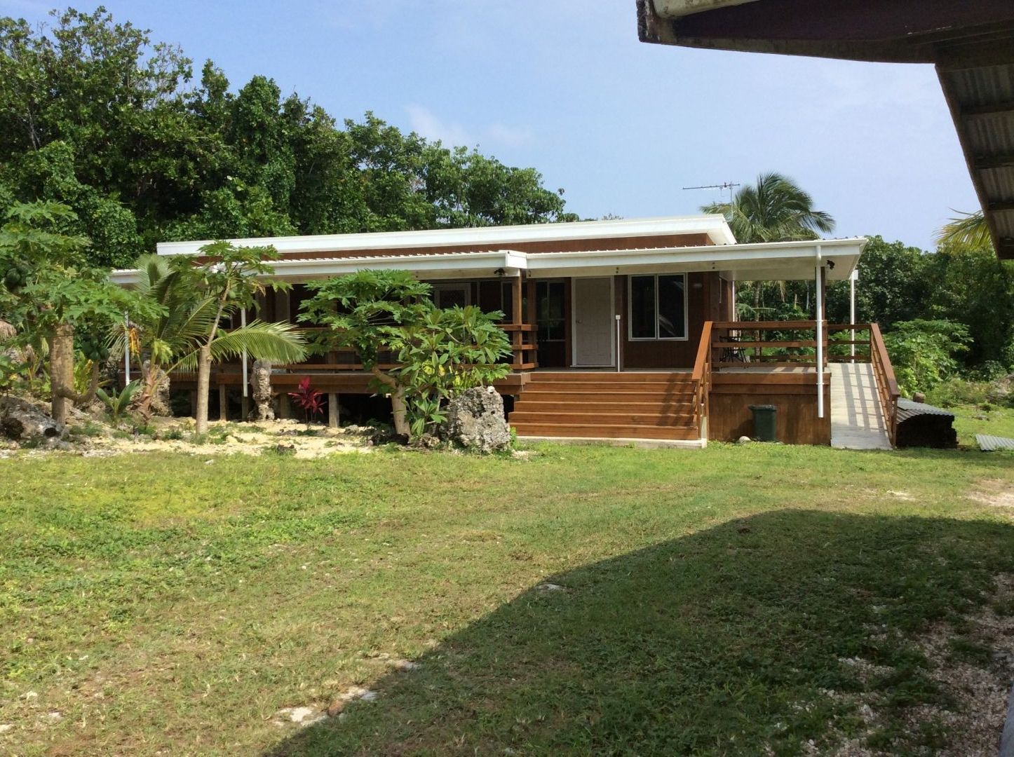 Lolani's Retreat | Accommodation | Niue Island